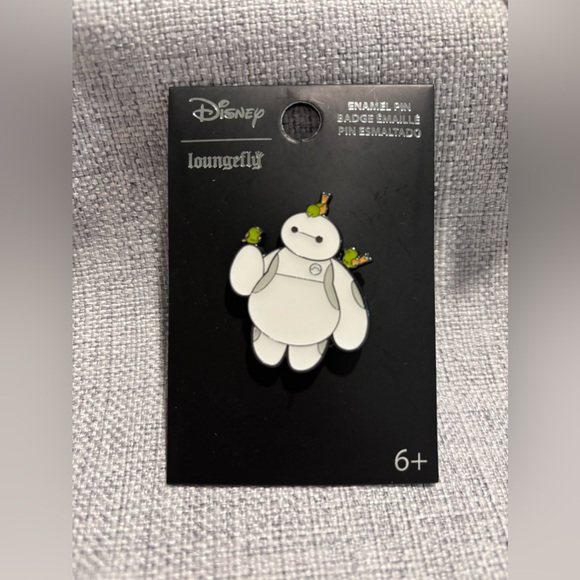 Disney | Accessories | Loungefly Disney Big Hero 6 Baymax With Birds ...